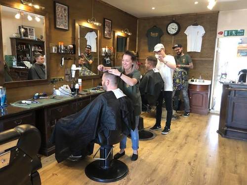 Kings Cuts barbers - Gallery